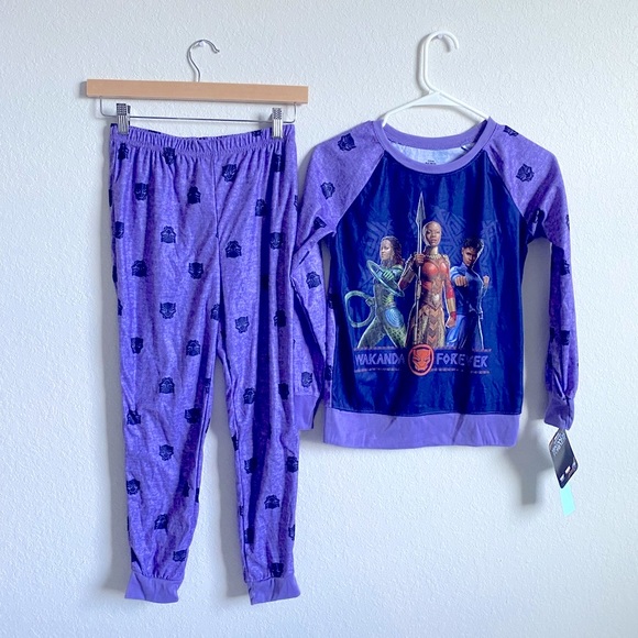 AMERICAN MARKETING ENTERPRISES | Pajamas | Marvel Studios Black Panther ...